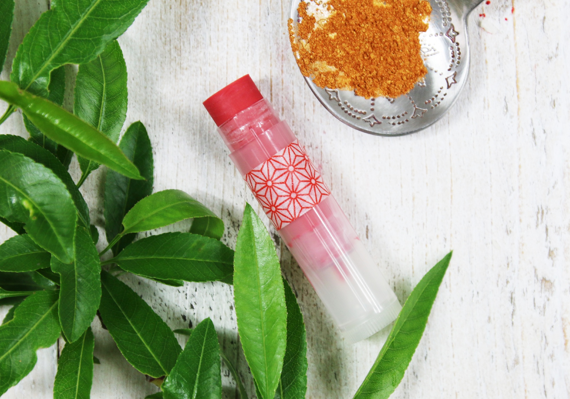 Rouge à lèvres Corail - Aroma-Zone