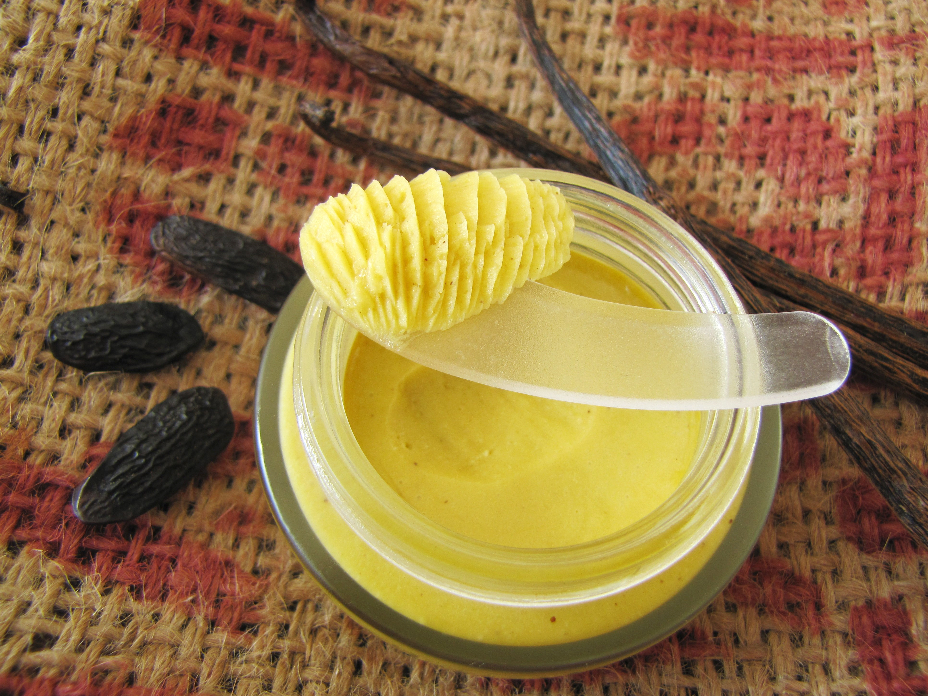 Ricetta fai-da-te Balsamo mani e piedi "grande freddo" - Aroma-Zone