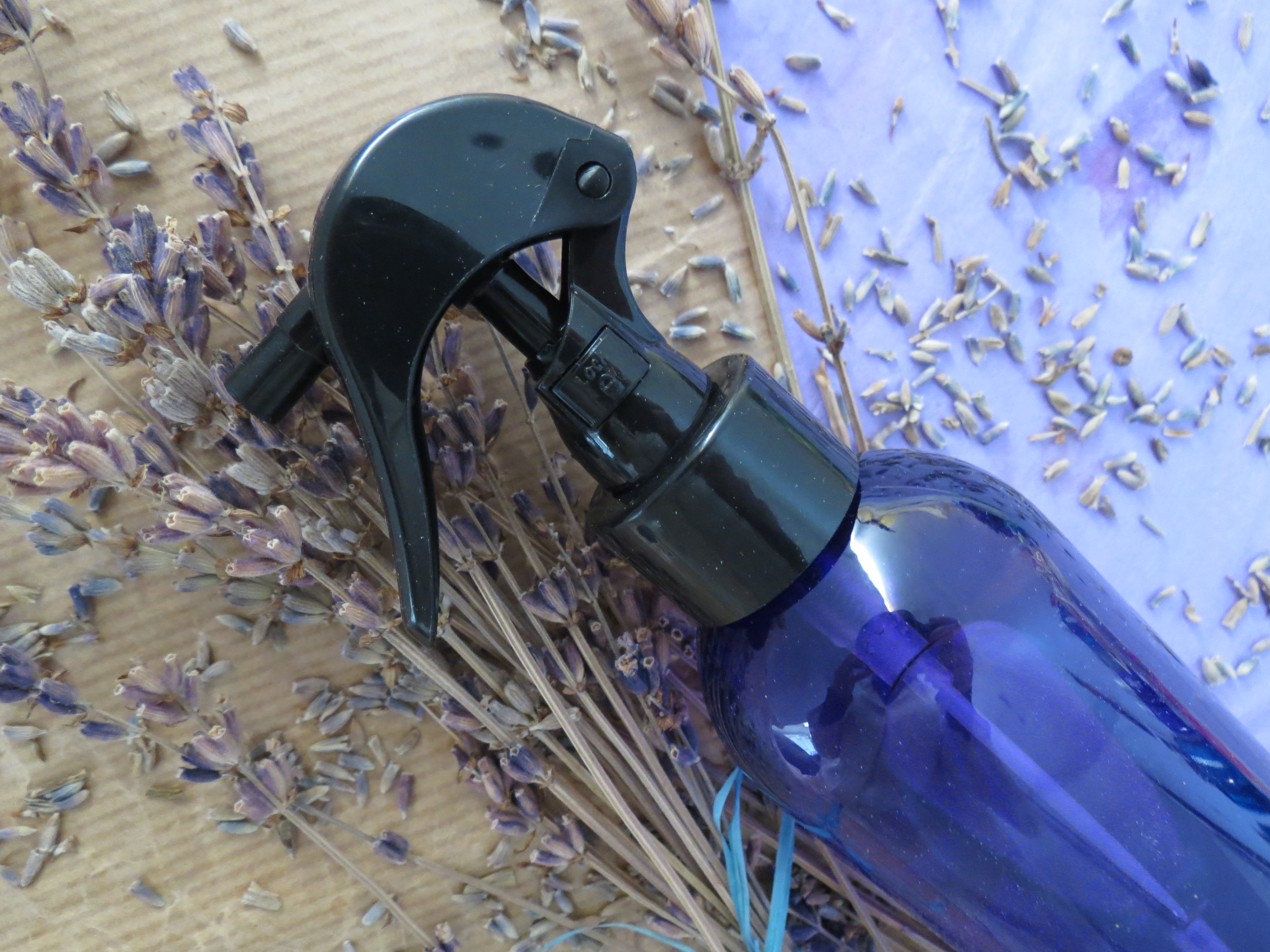 Spray désodorisant "Lavande" pour textiles - Aroma-Zone