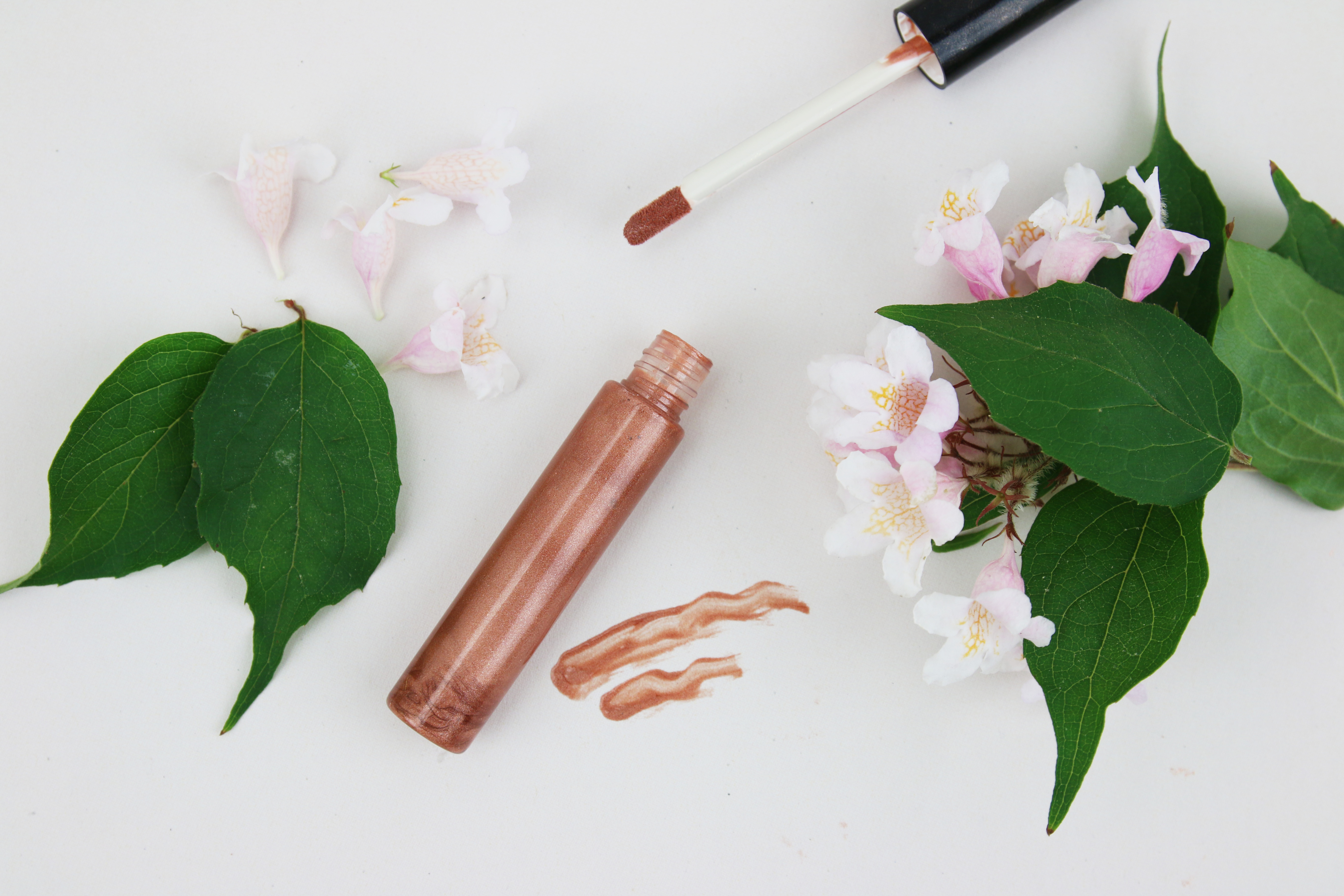 Gloss "Nude irisé" - Aroma-Zone