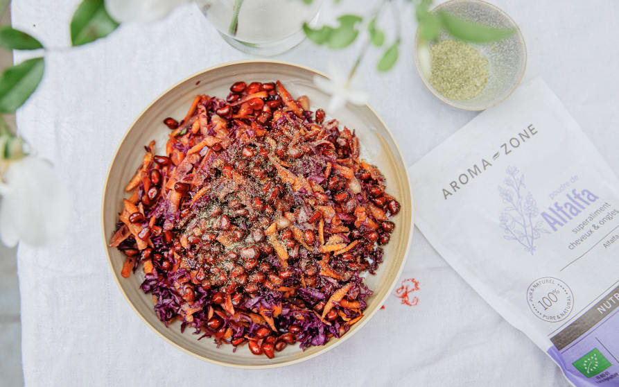 Salade antioxydante chou rouge grenade alfalfa - Recette - Aroma-Zone